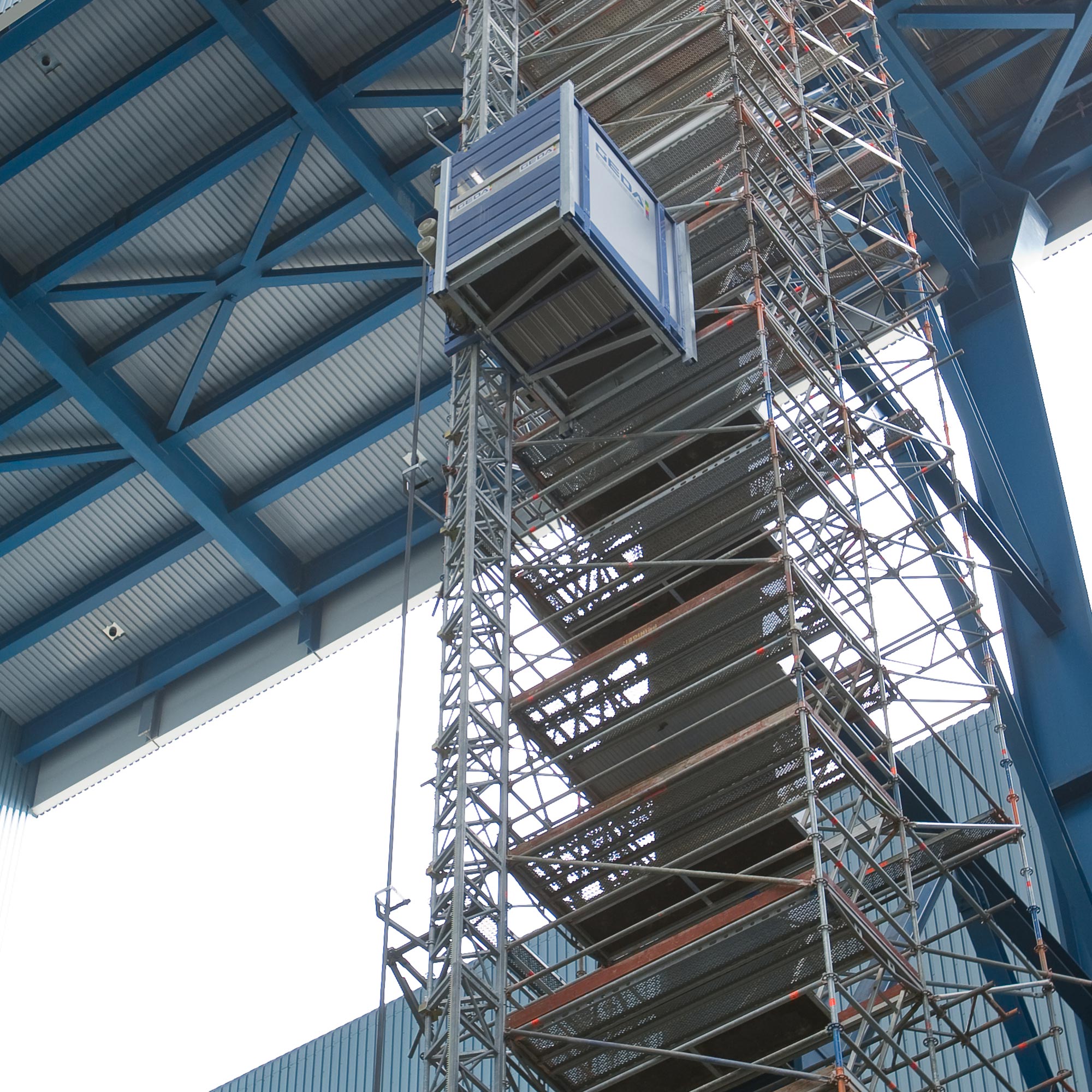 Bau- & Industrieaufzüge vom Experten | GEDA