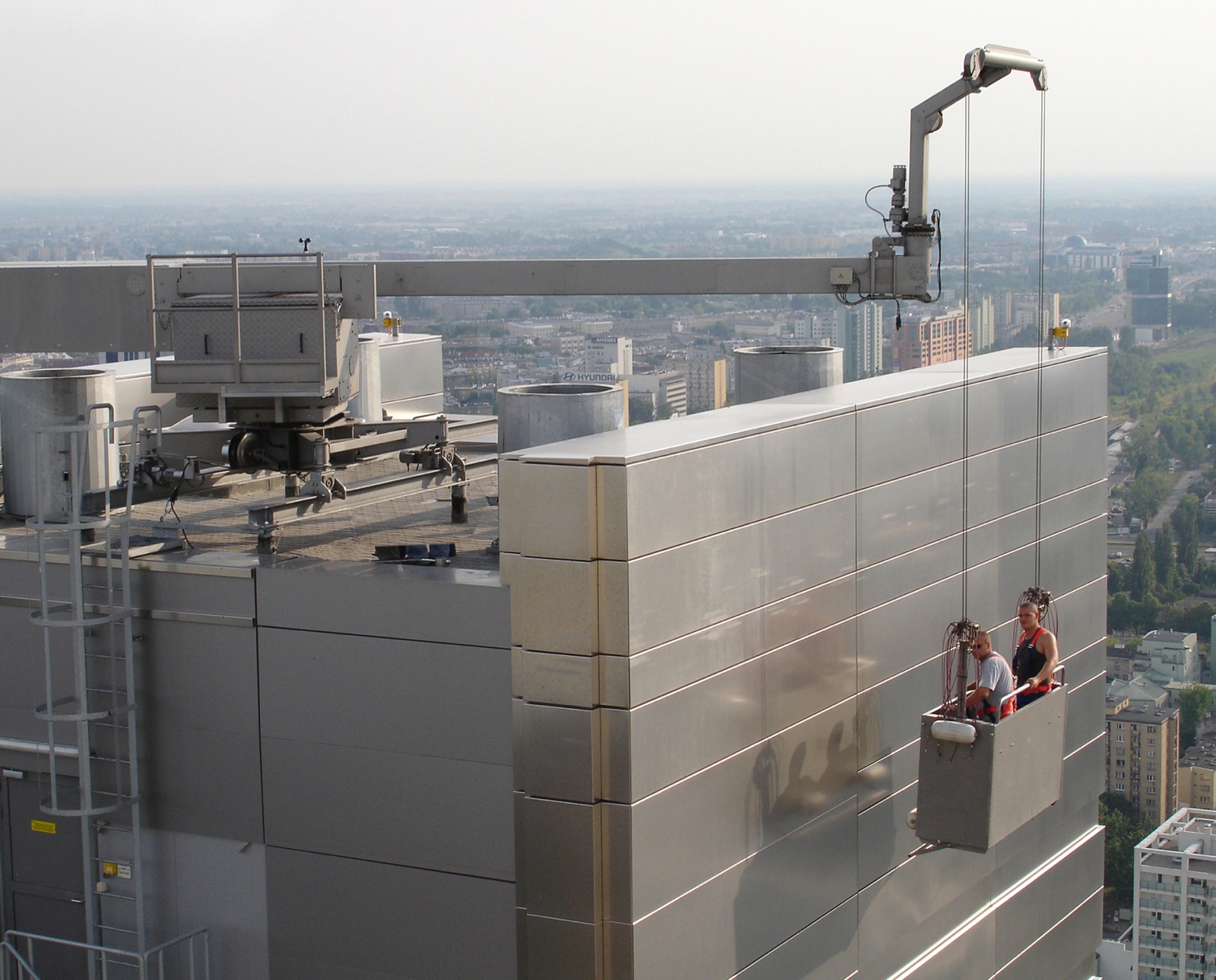 GEDA Fassadenaufzüge - Made in Germany | GEDA